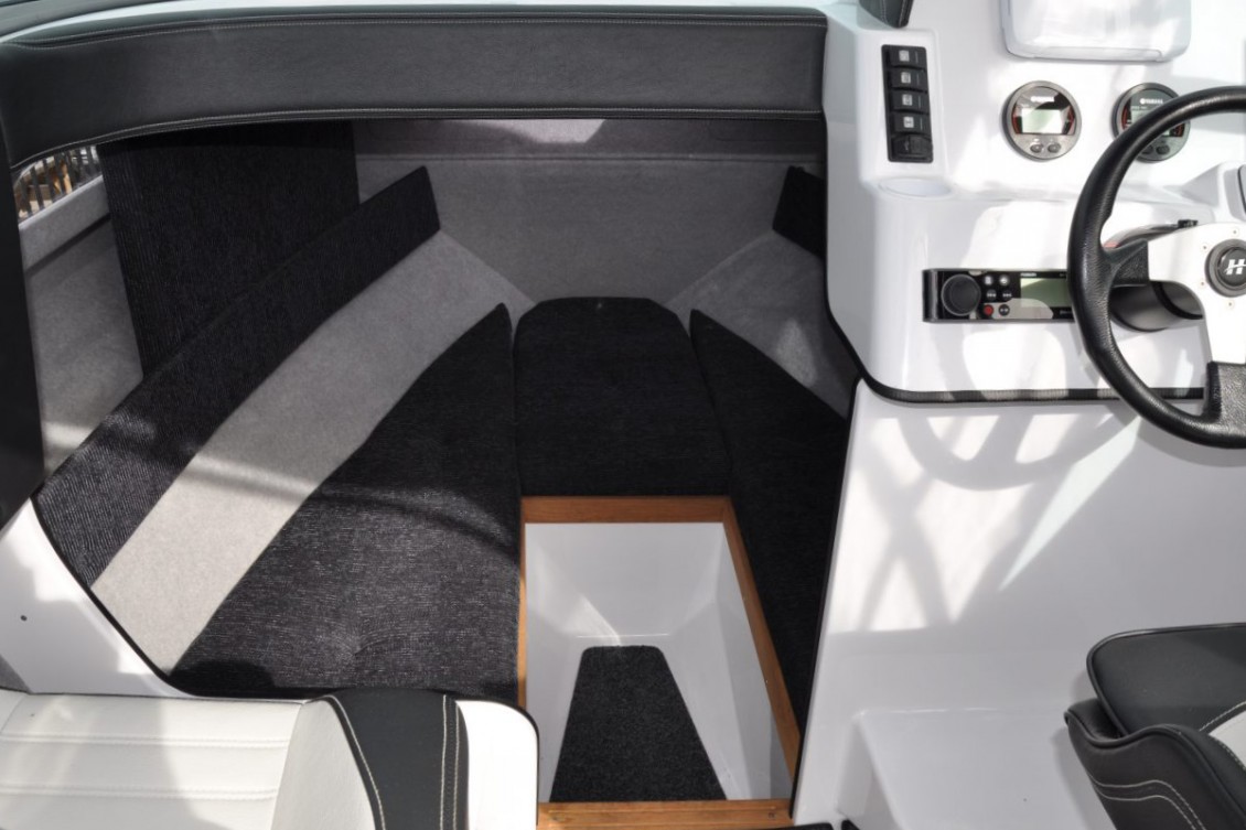 Haines Hunter SF545 Sport Fisher Limited Edition Boat | 5m Fishing Boat ...