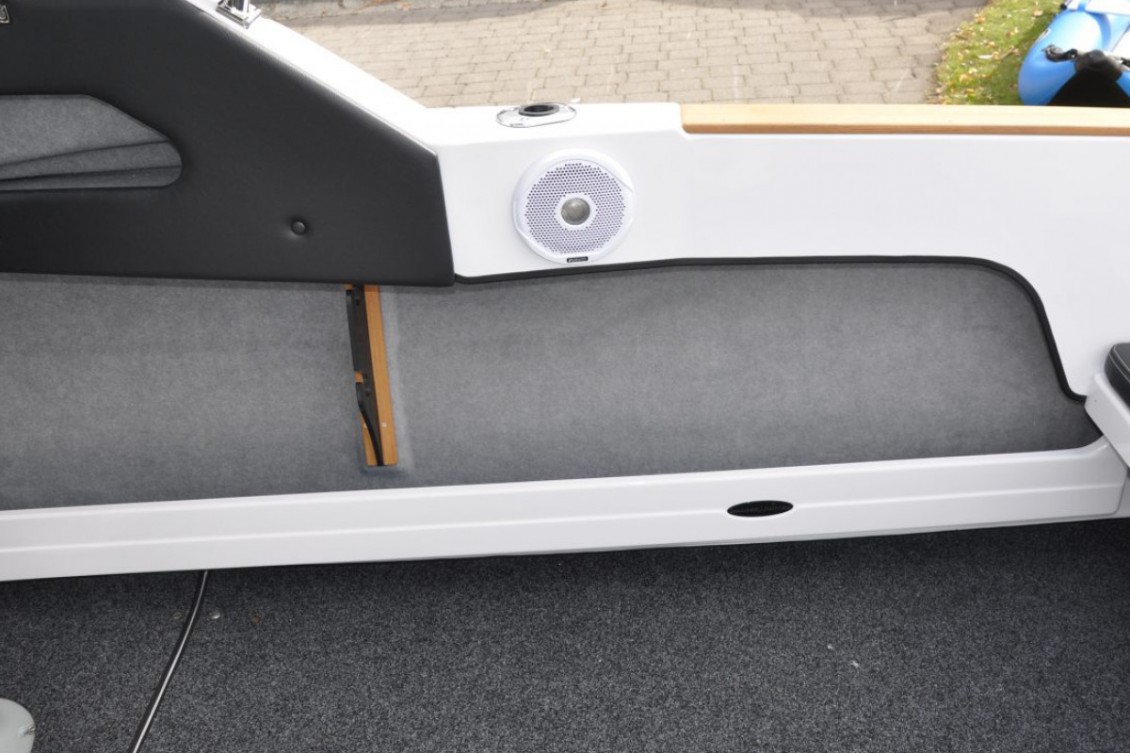 Haines Hunter SF545 Sport Fisher Limited Edition Boat | 5m Fishing Boat ...